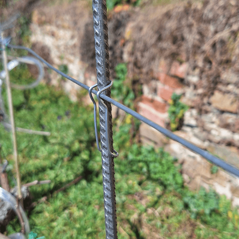 Fixační spona opěrné tyčky VIGNETINOX